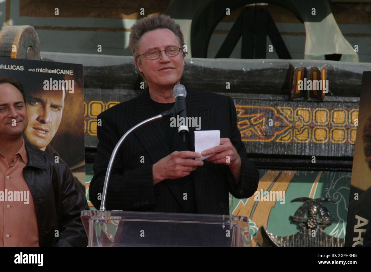 Christopher Walken 10/08/04 Christopher Walken's Hand and Footprint ...