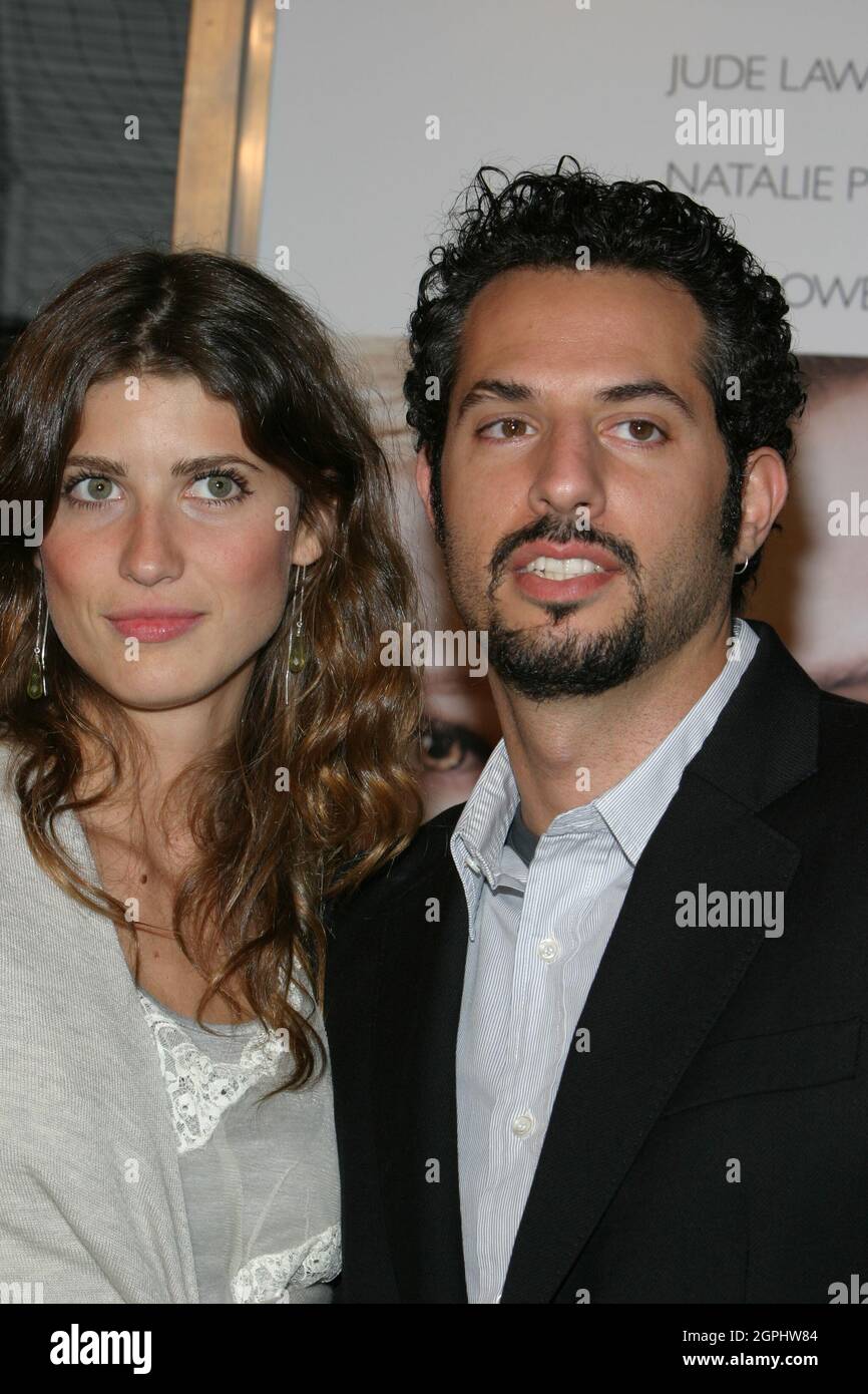 Producer Guy Oseary, Michelle Alves 11/22/04 CLOSER premiere held at ...