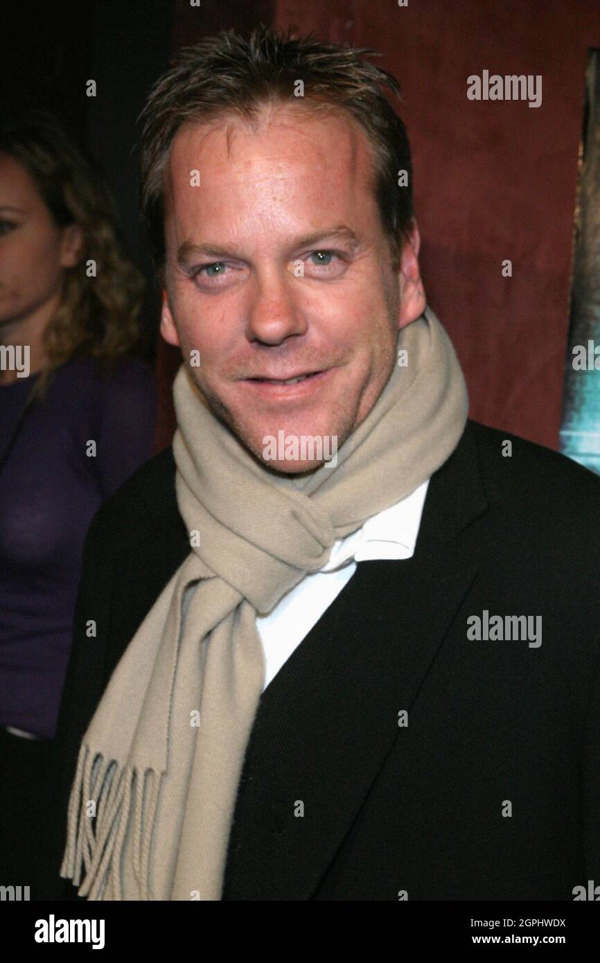 Kiefer Sutherland 12/06/04 24 SEASON 3 DVD PARTY at Geisha House ...