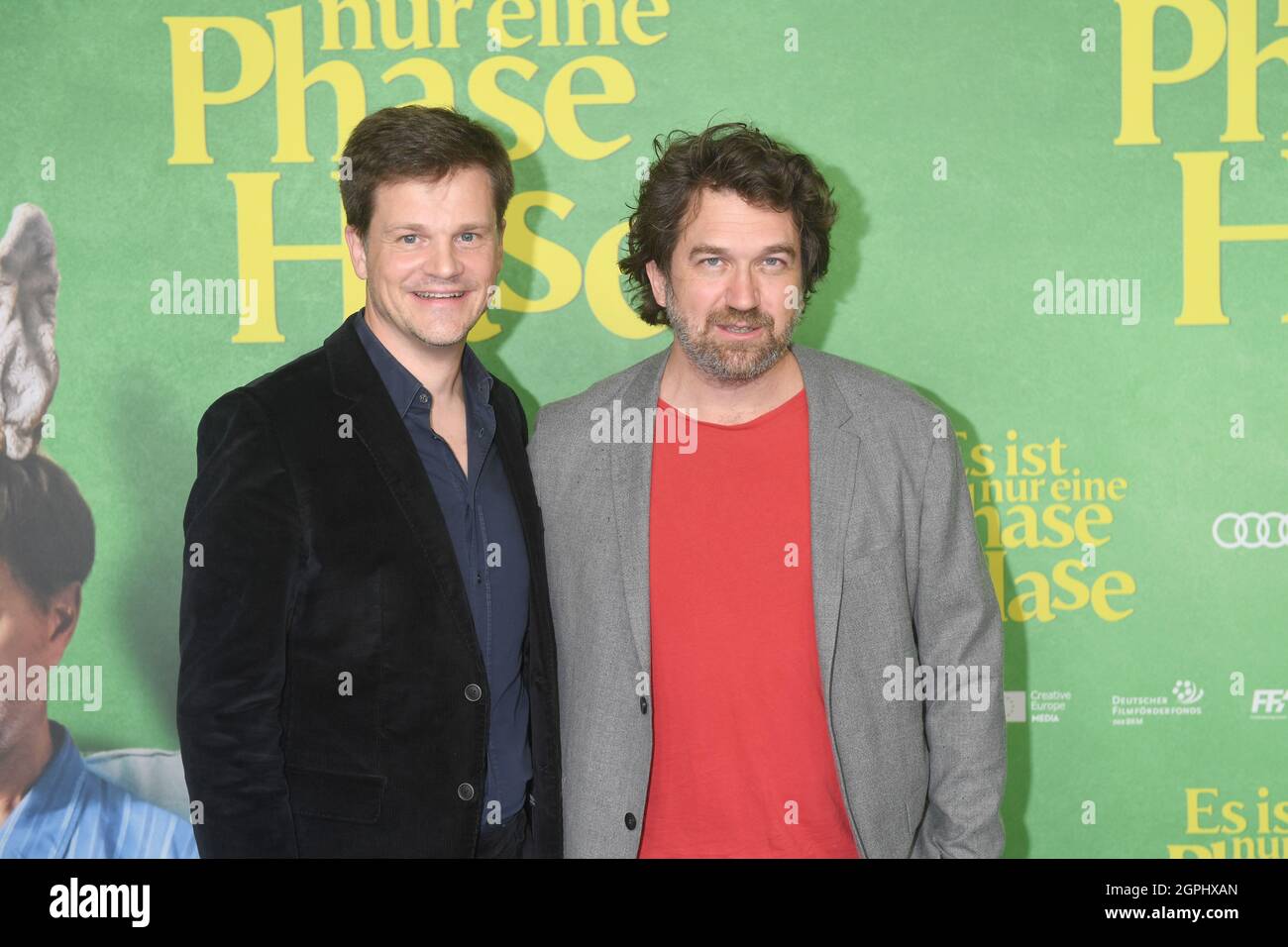 Munich, Germany. 29th Sep, 2021. Producer Benjamin Herrmann (l) and ...