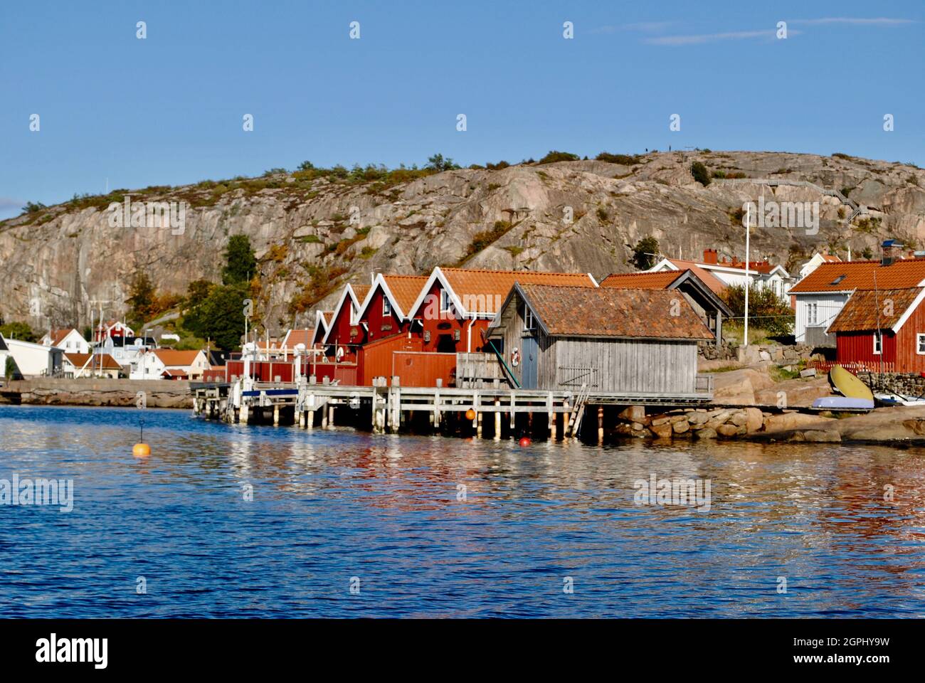 Fishermens cottages in Fjällbacka, Sweden Stock Photo - Alamy