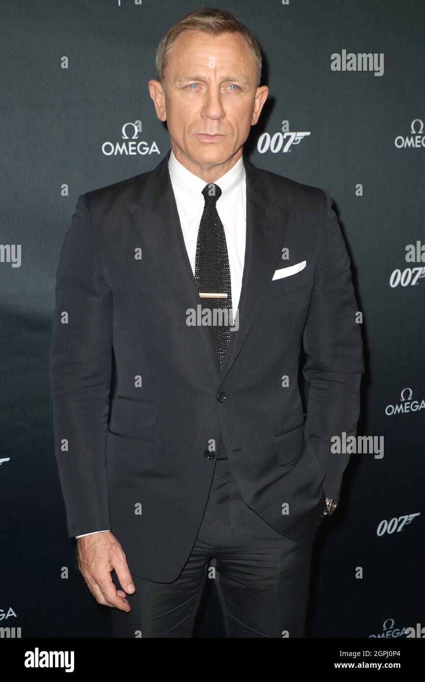 New York - NY - 20191204 - Daniel Craig x OMEGA to Unveil New Bond ...