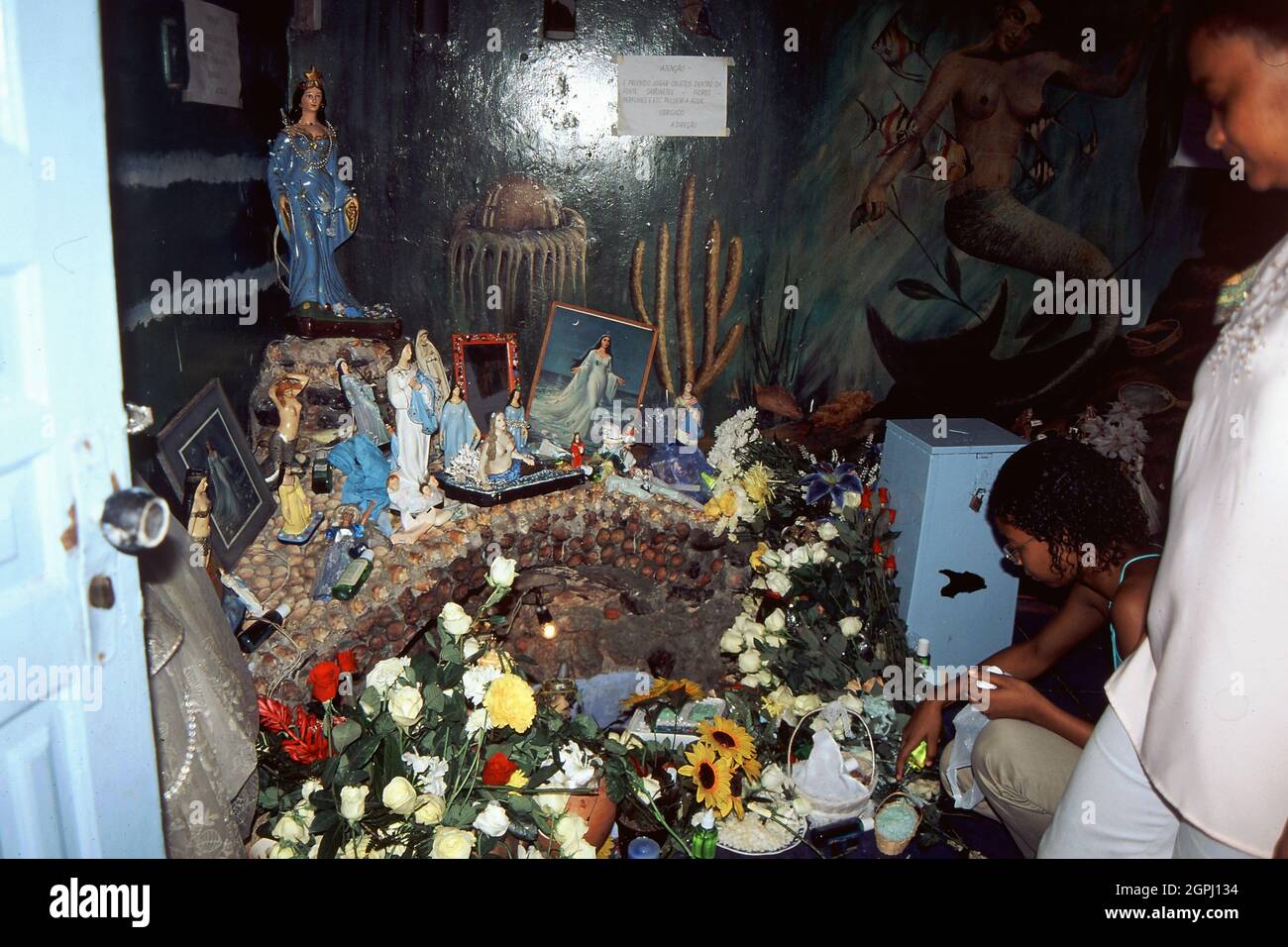 Making offerings to Yemanja Stock Photo - Alamy