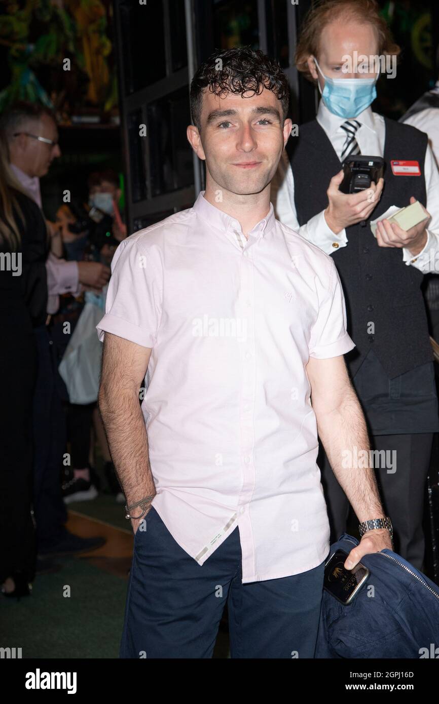 George ure hi-res stock photography and images - Alamy