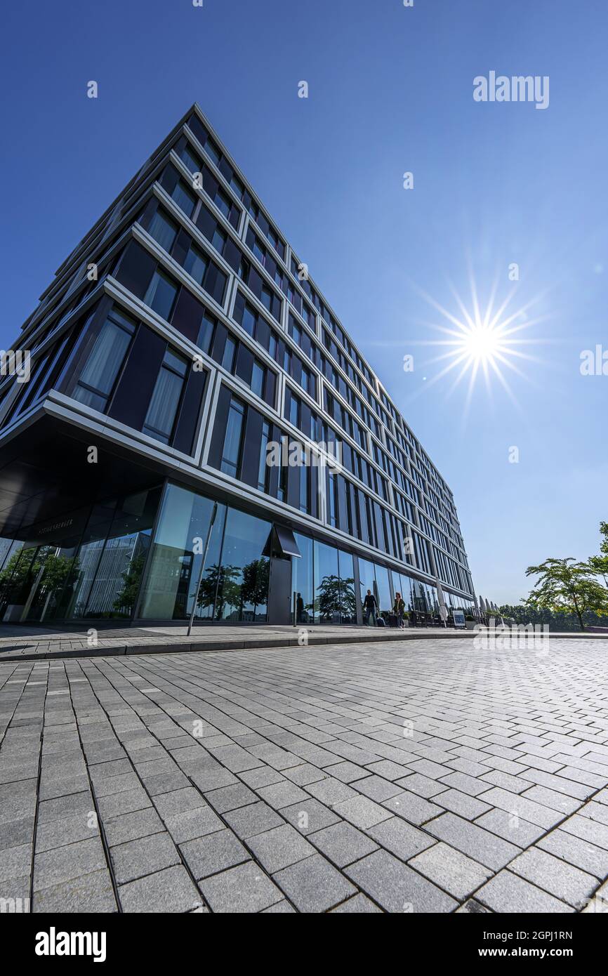Modern hotel building Stock Photo - Alamy