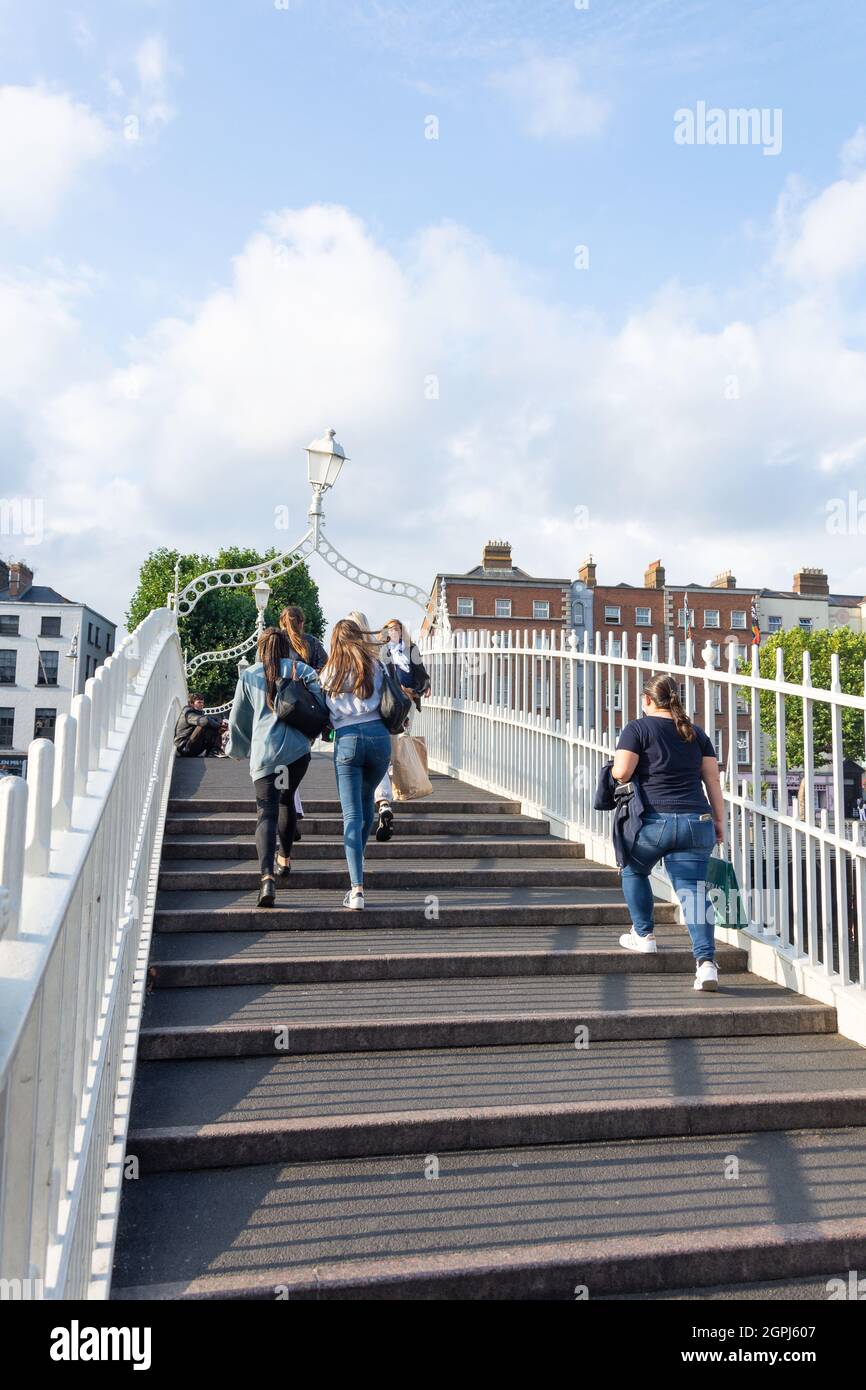 Steps pedestrian pedestrians 19th century hapenny bridge across hi-res ...