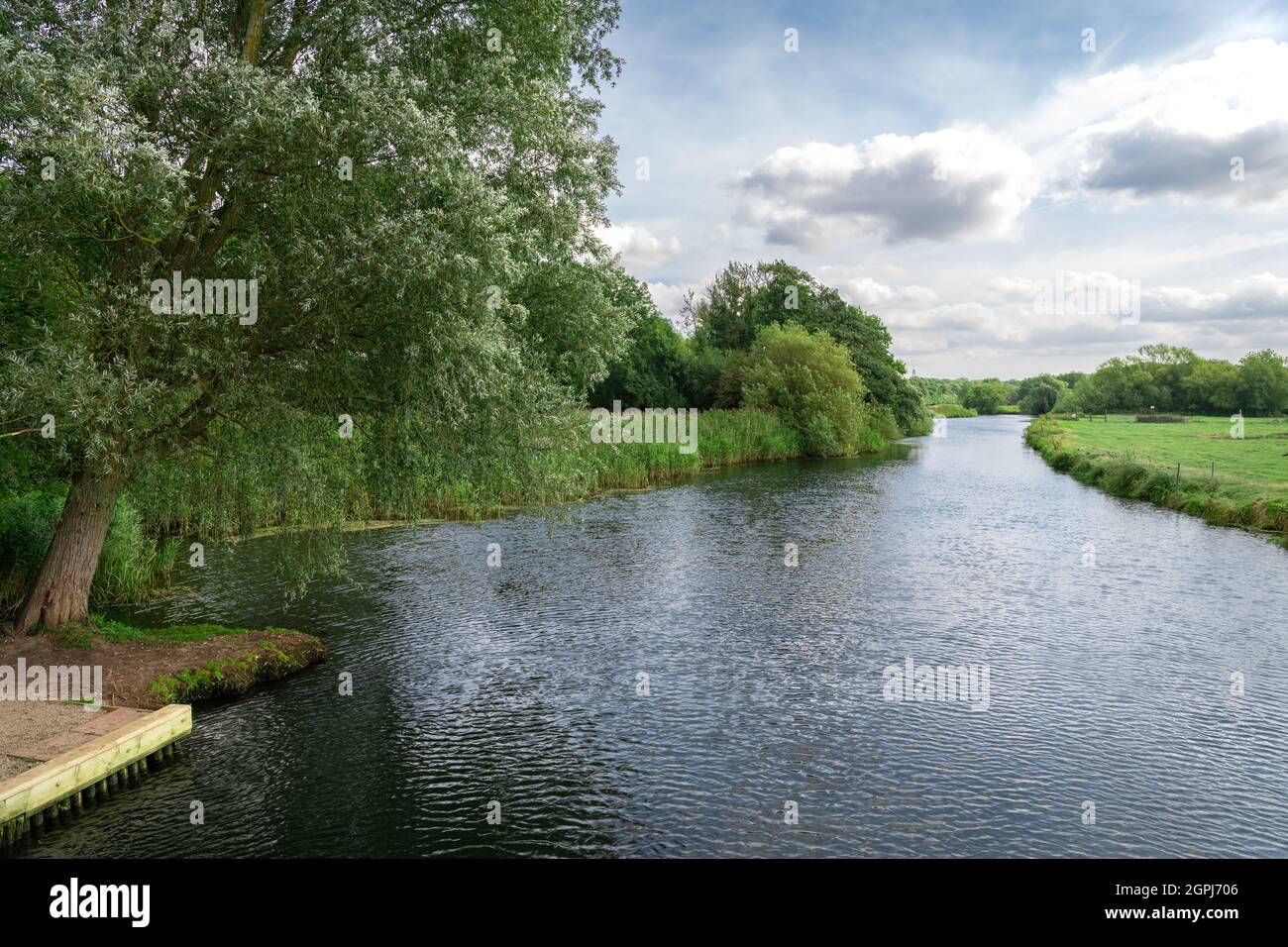 River Waveney at Geldeston near Bungay in Norfolk, England Stock Photo ...