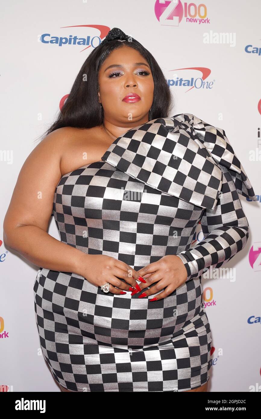 New York - NY - 20191213-2019 iHeartRadio Jingle Ball -PICTURED: Lizzo ...