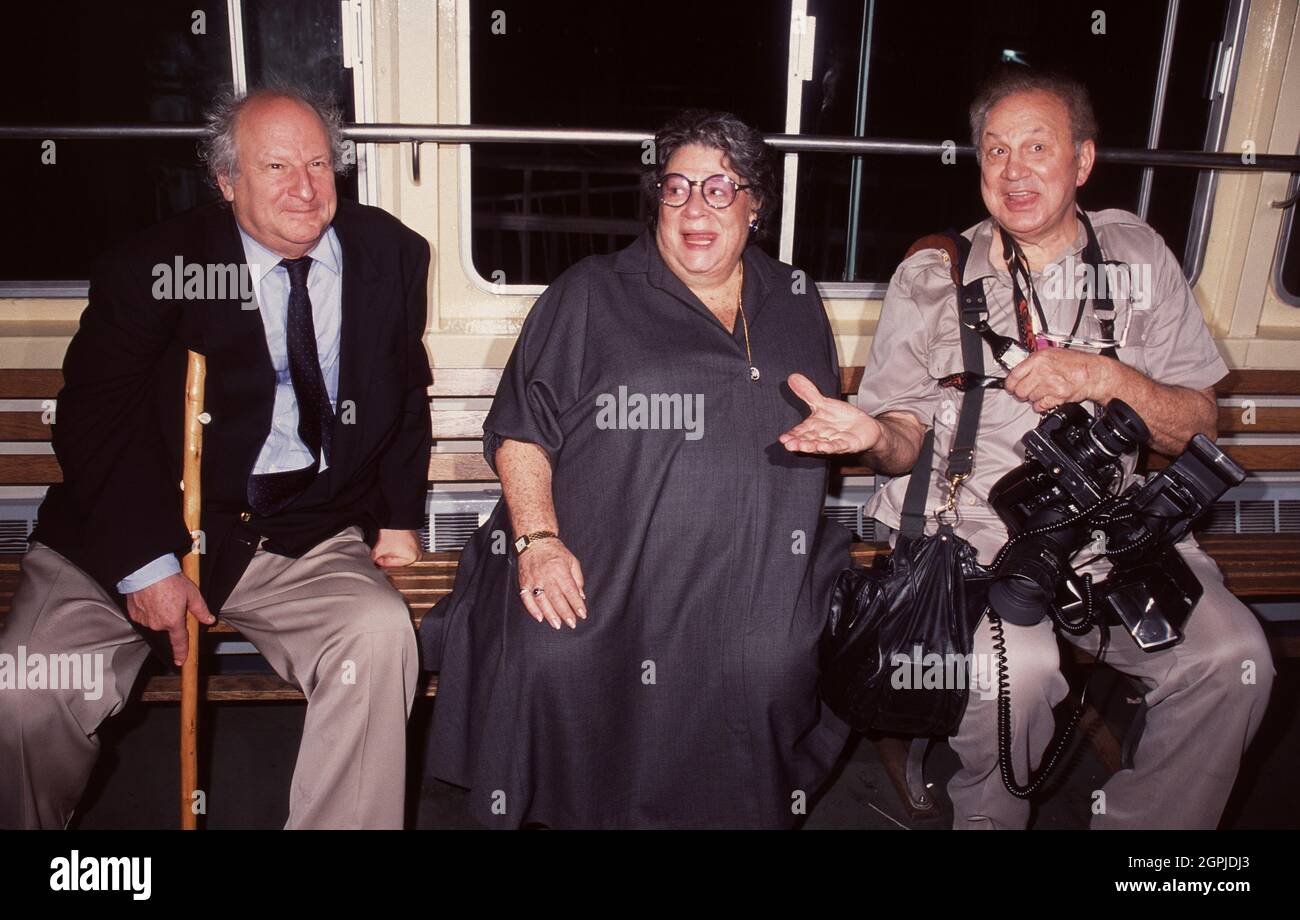 Bobby Zarem, Elaine Kaufman and Ron Galella attend the Talk Magazine ...