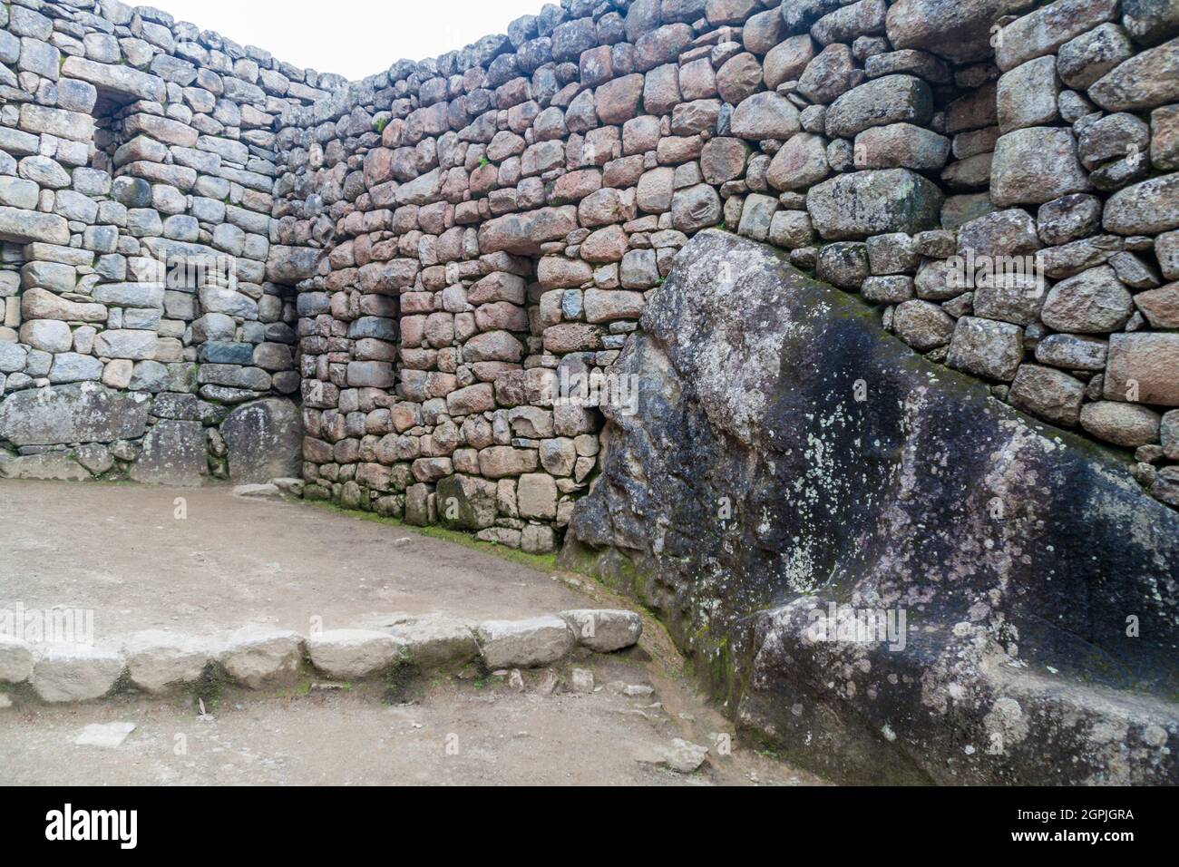 Temple of the Condor at Machu Picchu ruins, Peru Stock Photo - Alamy