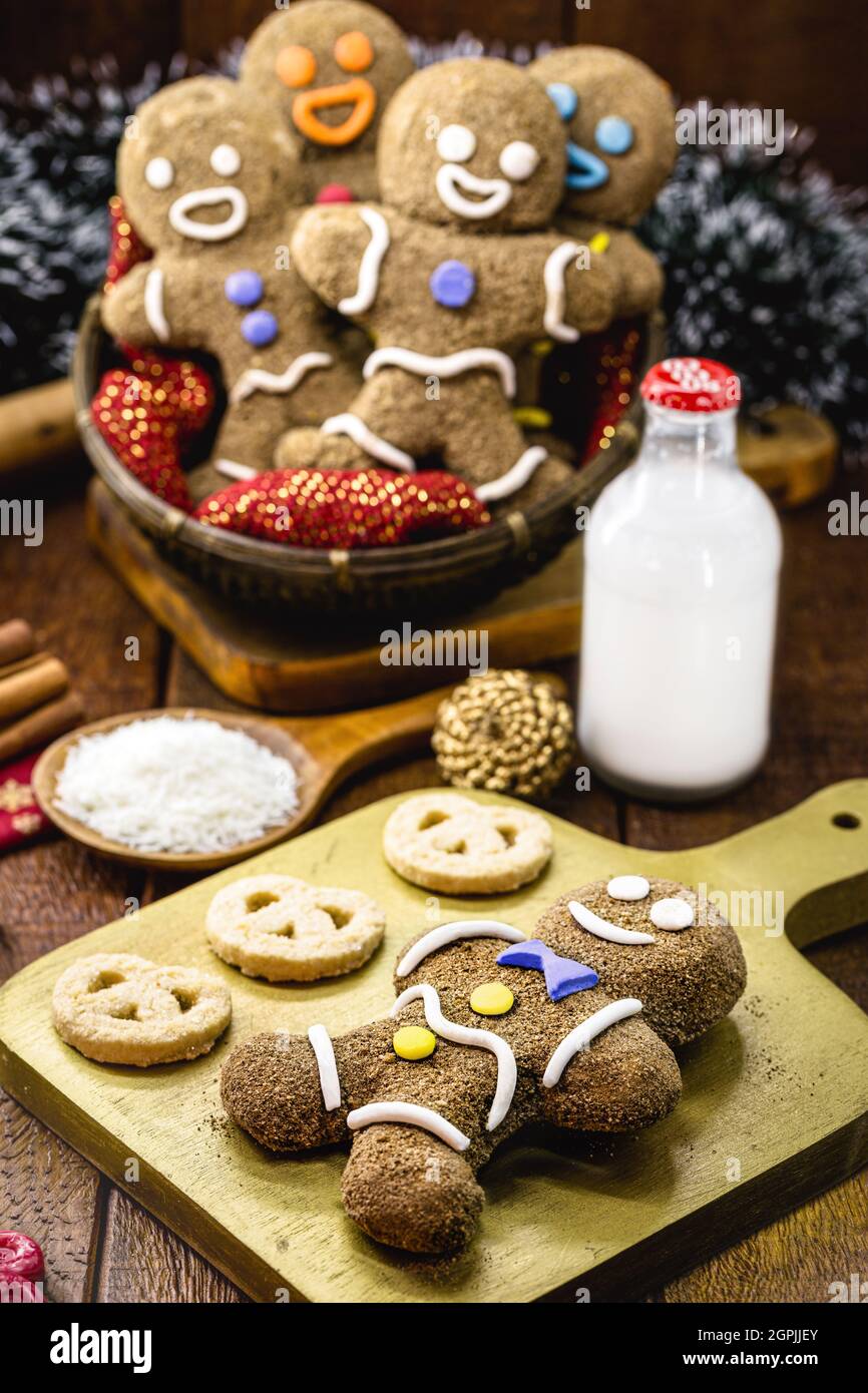 fun cookie with frosting, wholemeal flour, brown sugar and poop milk ...