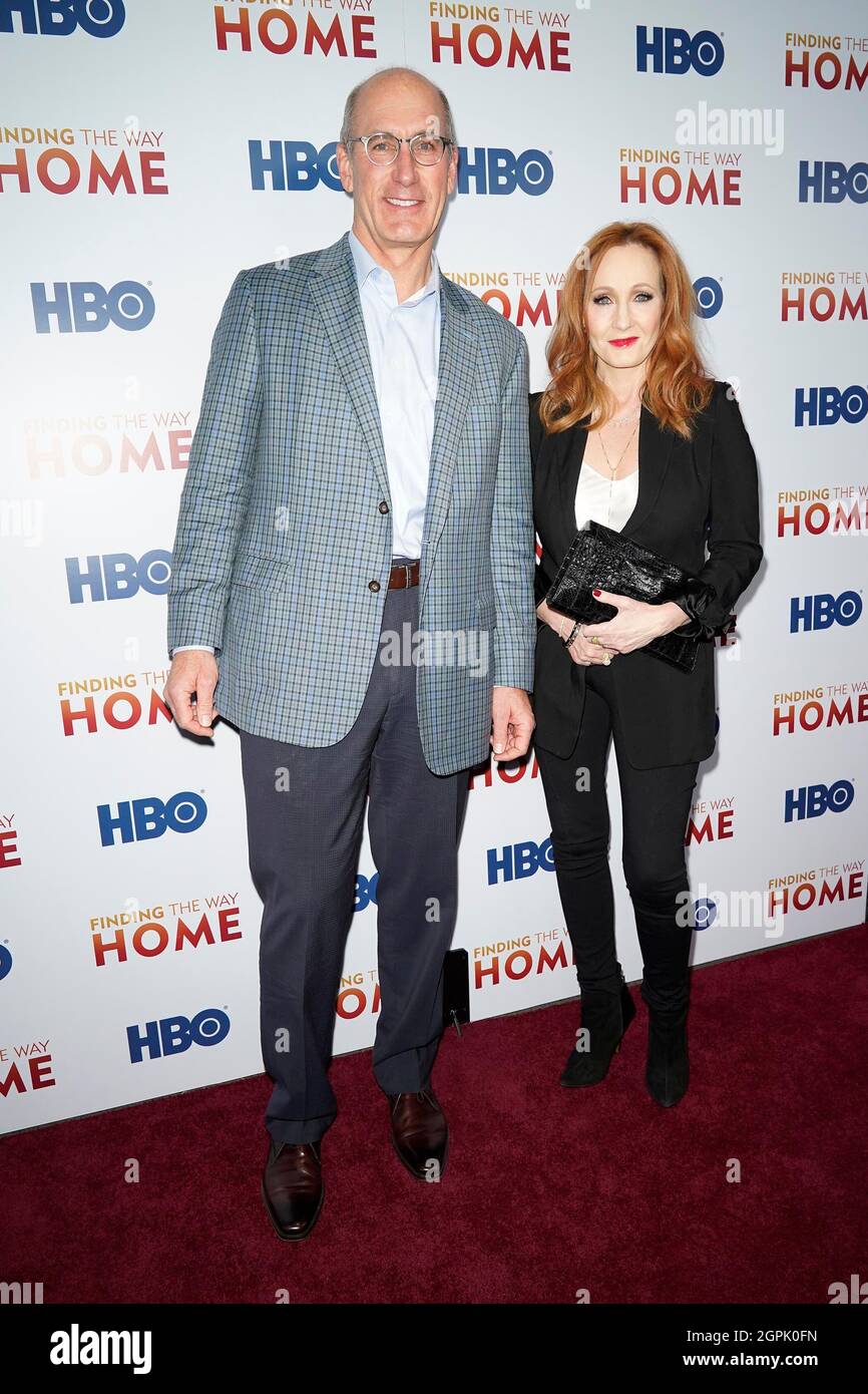 New York - NY - 20191211-Premiere of Finding The Way Home -PICTURED ...