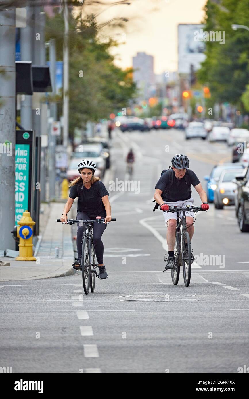 Toronto bike lanes hi-res stock photography and images - Alamy