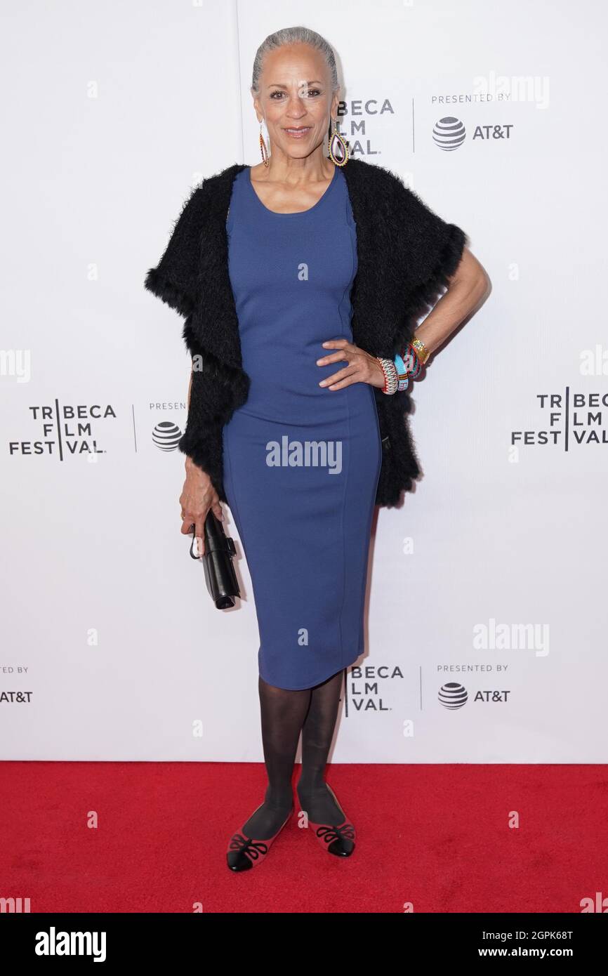 New York - NY - 20190428 - Halston Premiere at the 2019 Tribeca Film ...