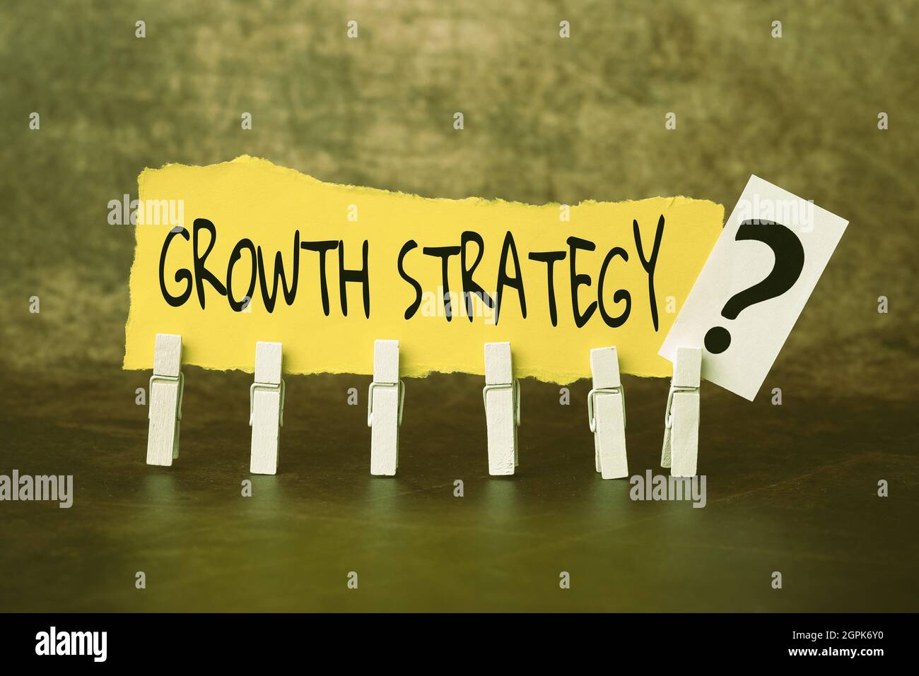 Inspiration showing sign Growth Strategy. Business idea The method a ...