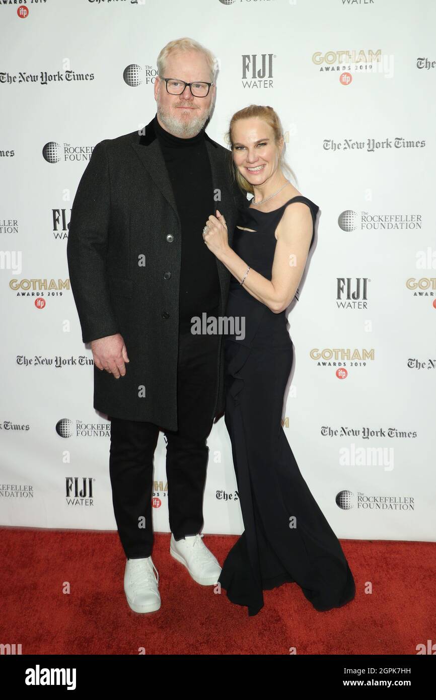 Jim gaffigan and wife hi-res stock photography and images - Alamy