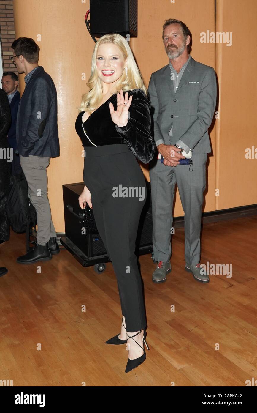 New York - NY - 20191007-Premiere of Lifetime`s Patsy and Loretta ...