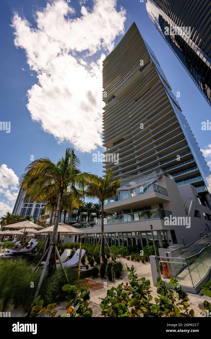 Turnberry ocean club residences hi-res stock photography and images - Alamy