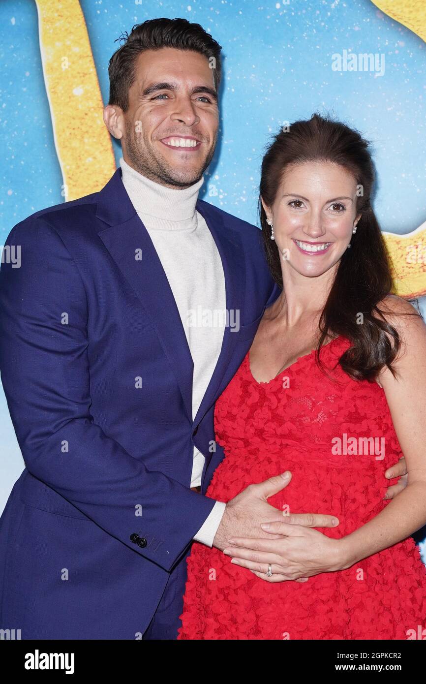 New York - NY - 20191216- CATS World Premiere -PICTURED: Josh Segarra ...