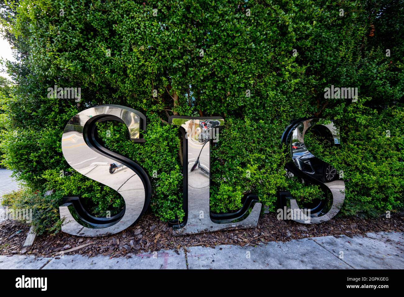 Sls hotel miami hi-res stock photography and images - Alamy