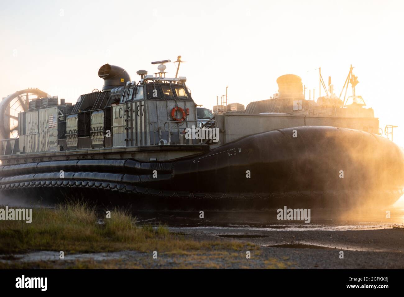 U.S. Marines from the Chemical/Biological Instant Response Force (CBIRF ...