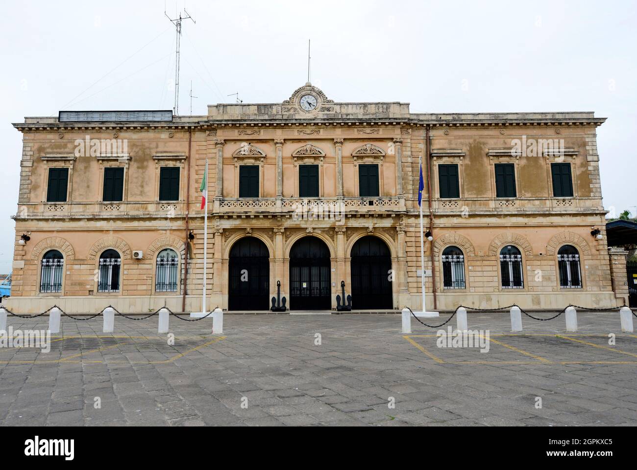 Syracuse seaport building Stock Photo - Alamy