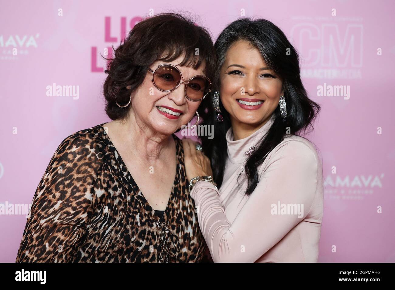 LOS ANGELES, CALIFORNIA, USA - SEPTEMBER 29: Juanita Hu and daughter ...