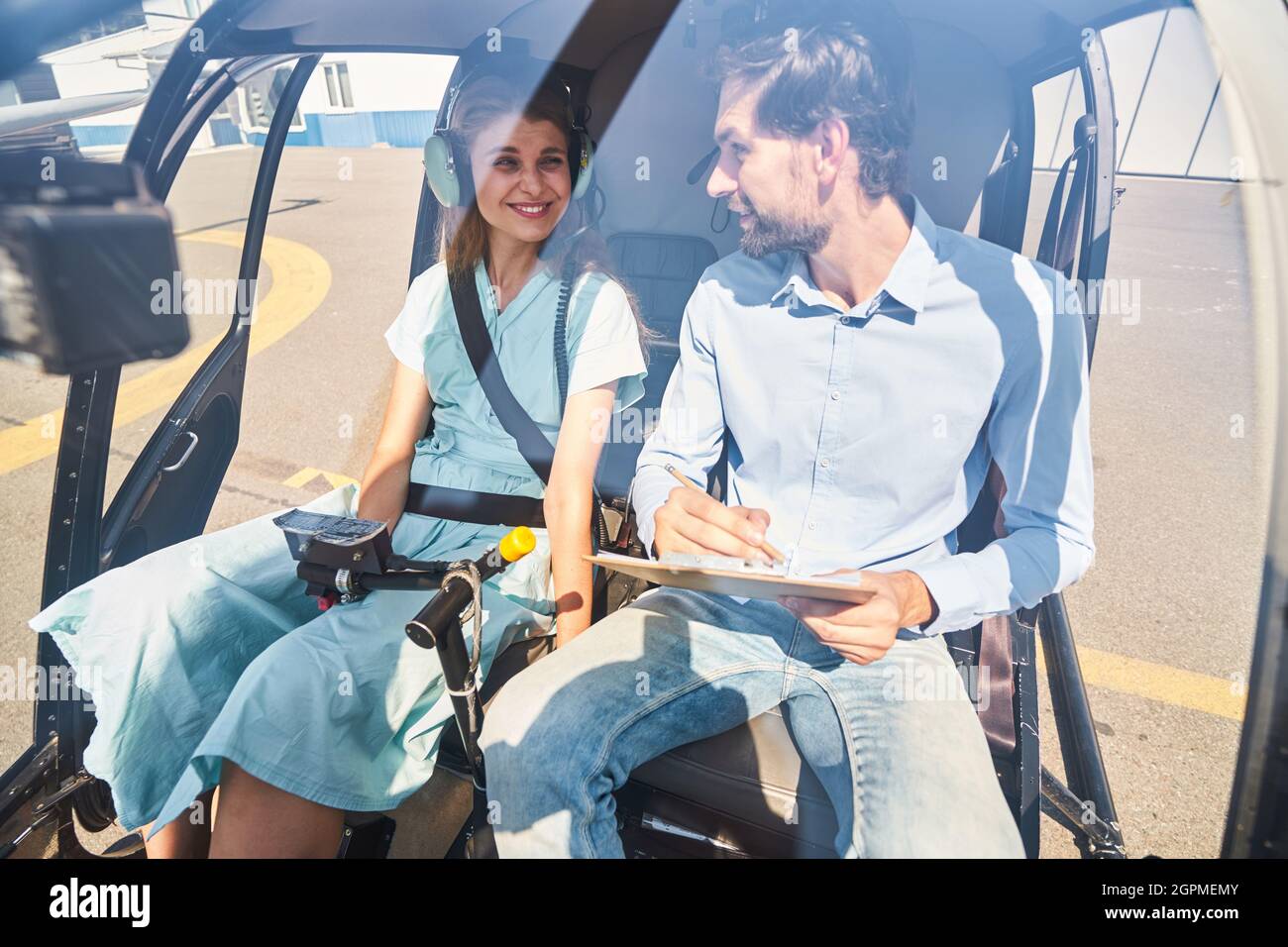 Flight lesson helicopter hi-res stock photography and images - Alamy