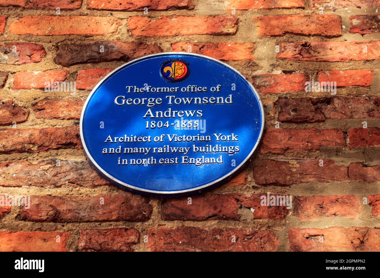 George Townsend Andrews blue plaque. Castlegate, York Stock Photo - Alamy