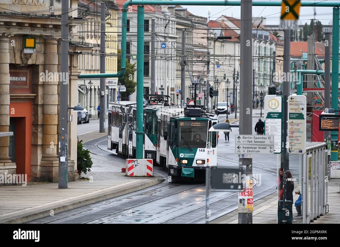 Potsdam, Germany. 28th Sep, 2021. A tram of the line 91 drives on the ...
