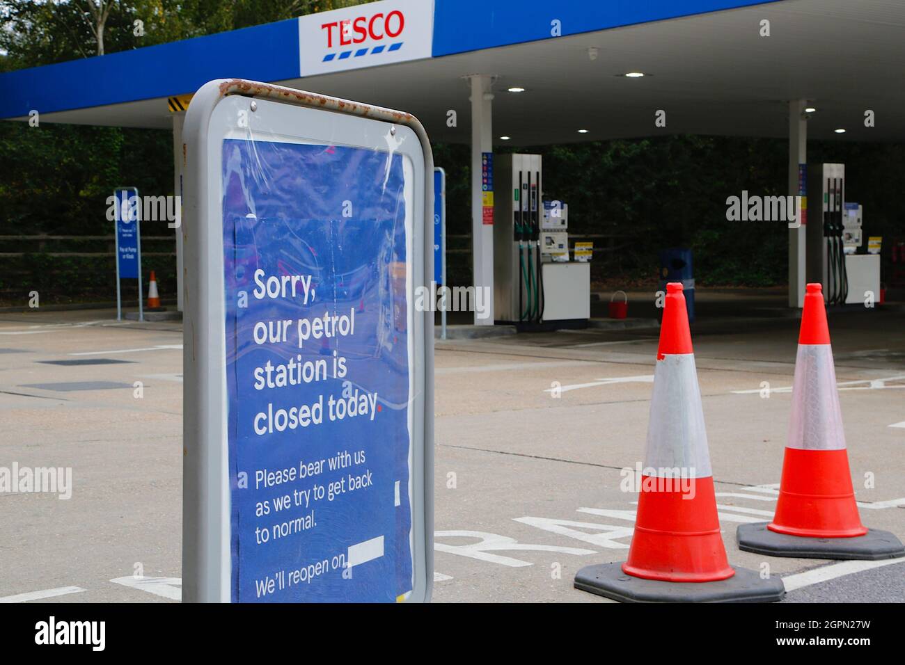 Ashford, Kent, UK. 30 September, 2021. Fuel shortages affecting petrol ...