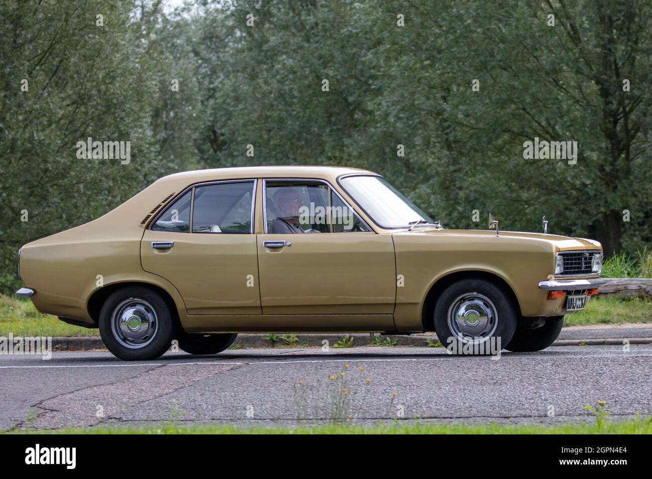 Hillman avenger hi-res stock photography and images - Alamy
