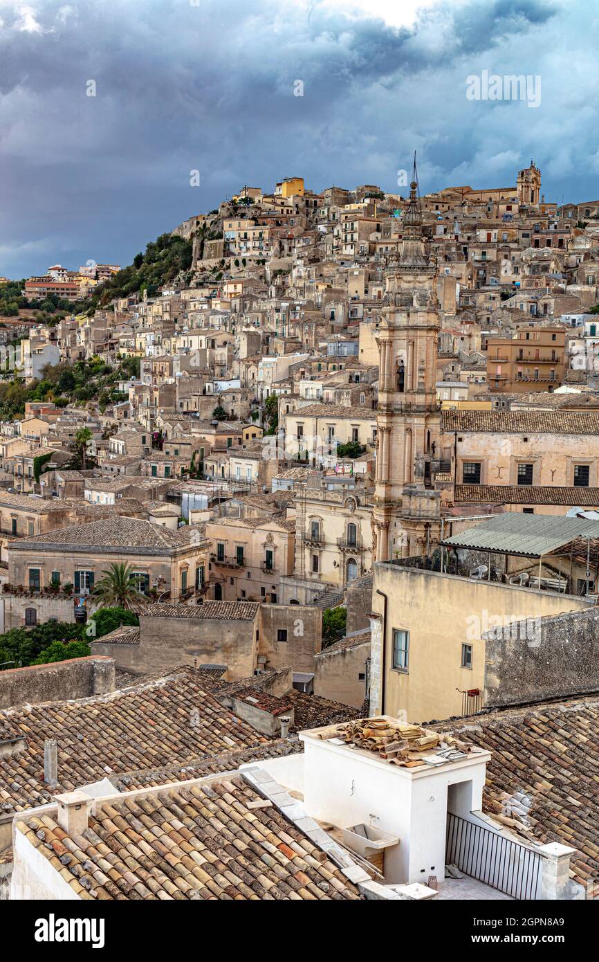 Modica sicily view hi-res stock photography and images - Alamy