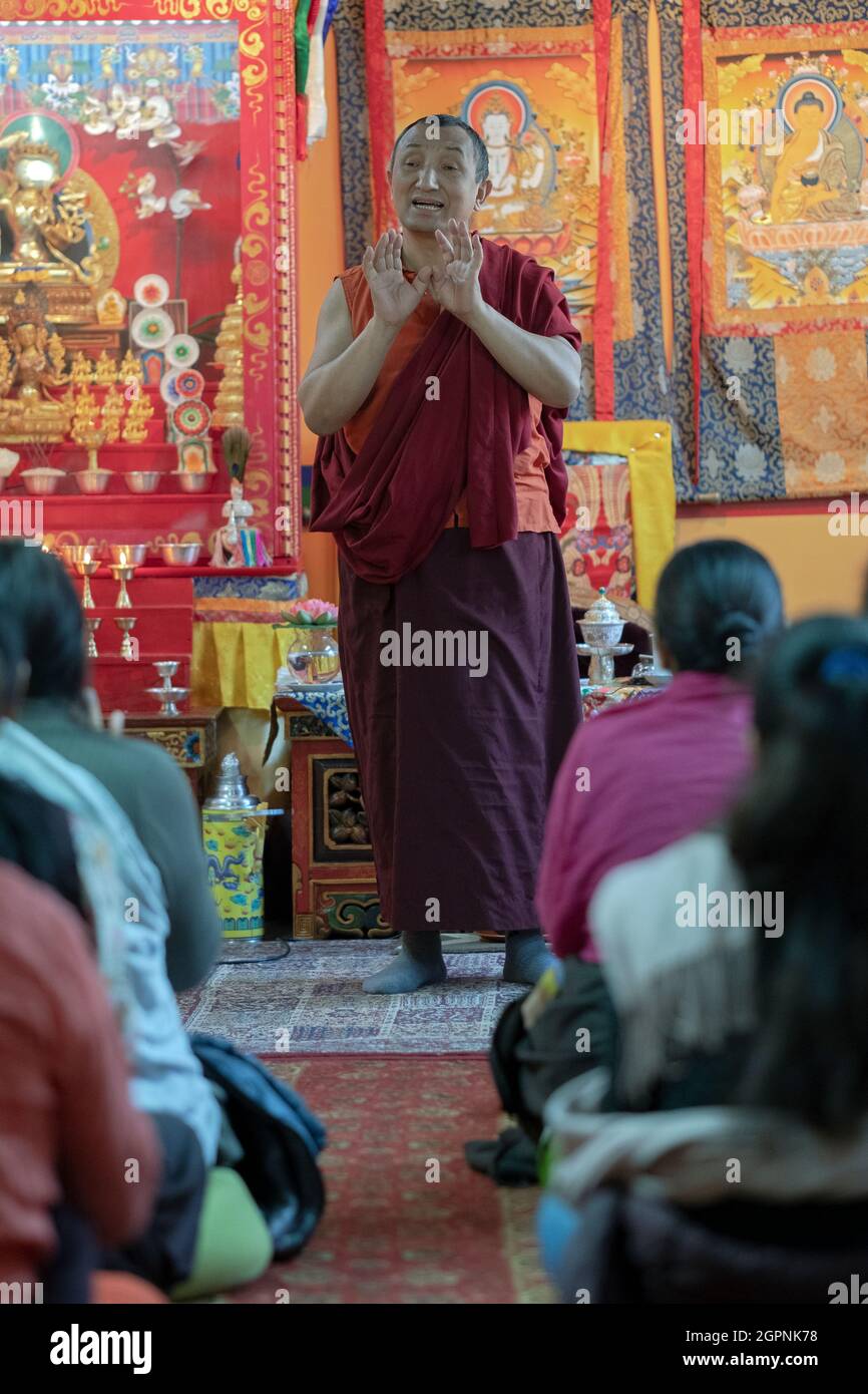 Hand movements hi-res stock photography and images - Alamy