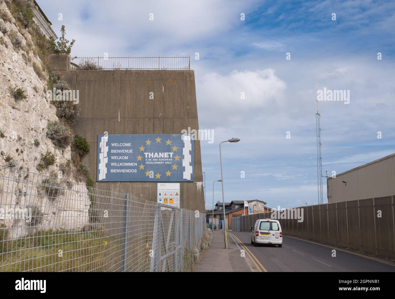 White cliffs ramsgate kent hi-res stock photography and images - Alamy