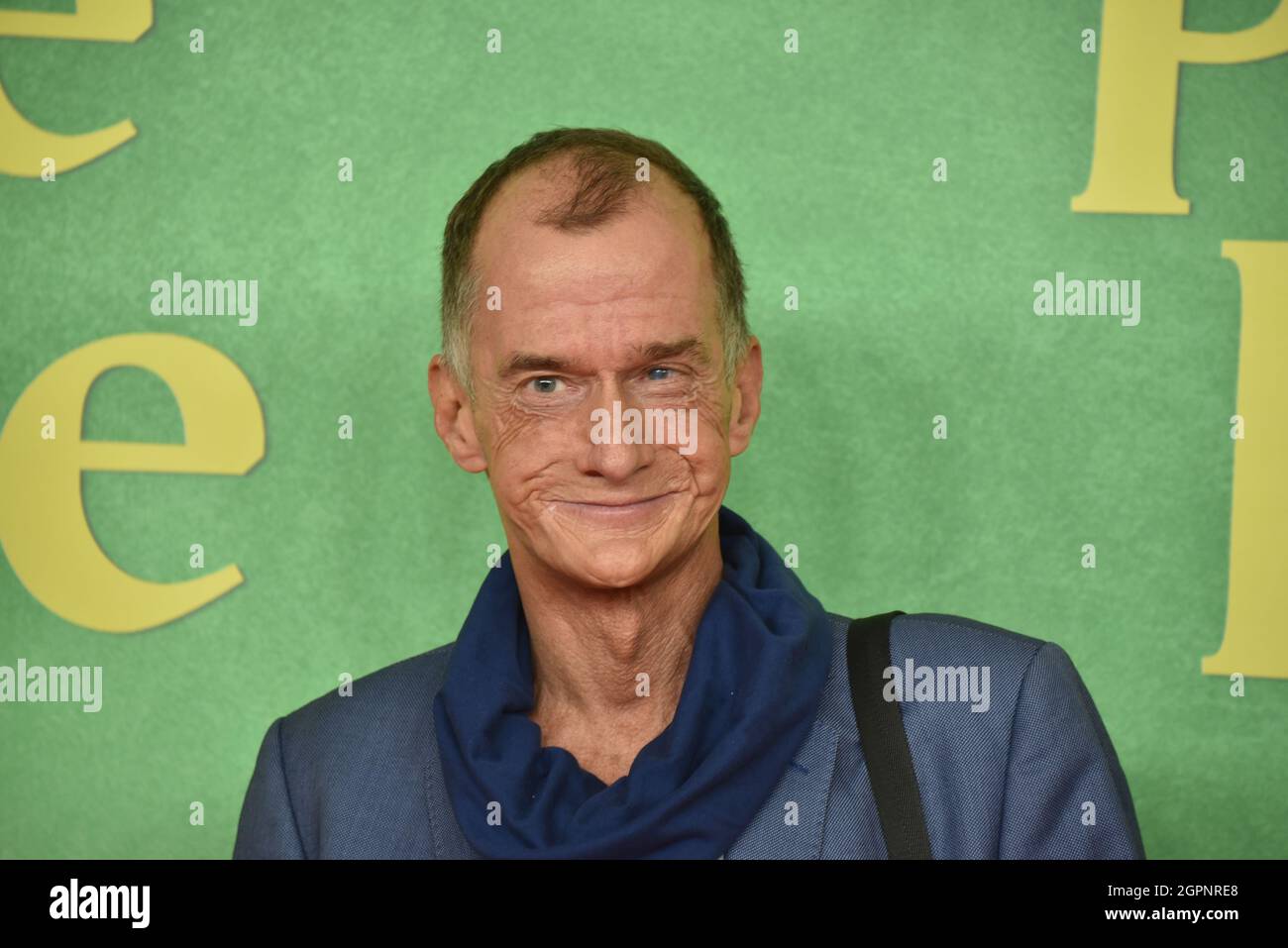 George uecker hi-res stock photography and images - Alamy