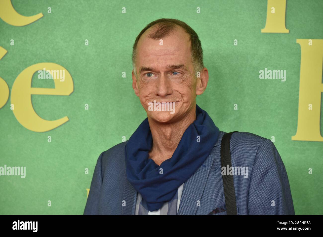 George uecker hi-res stock photography and images - Alamy