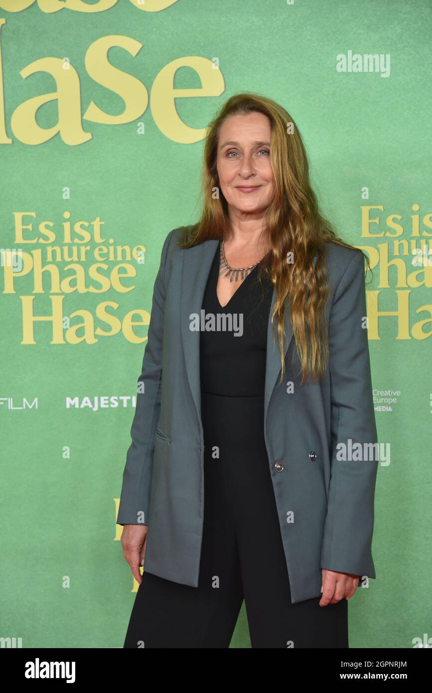 Cologne, Germany. 28th Sep, 2021. Actress Barbara Philipp comes to the ...