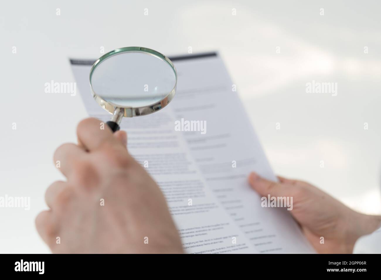 Document details discovery study hi-res stock photography and images ...