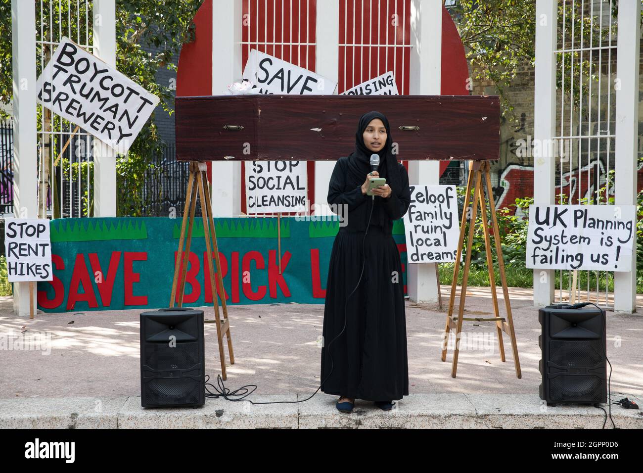London, UK. 12th September, 2021. Hajera Begum of Nijjor Manush ...