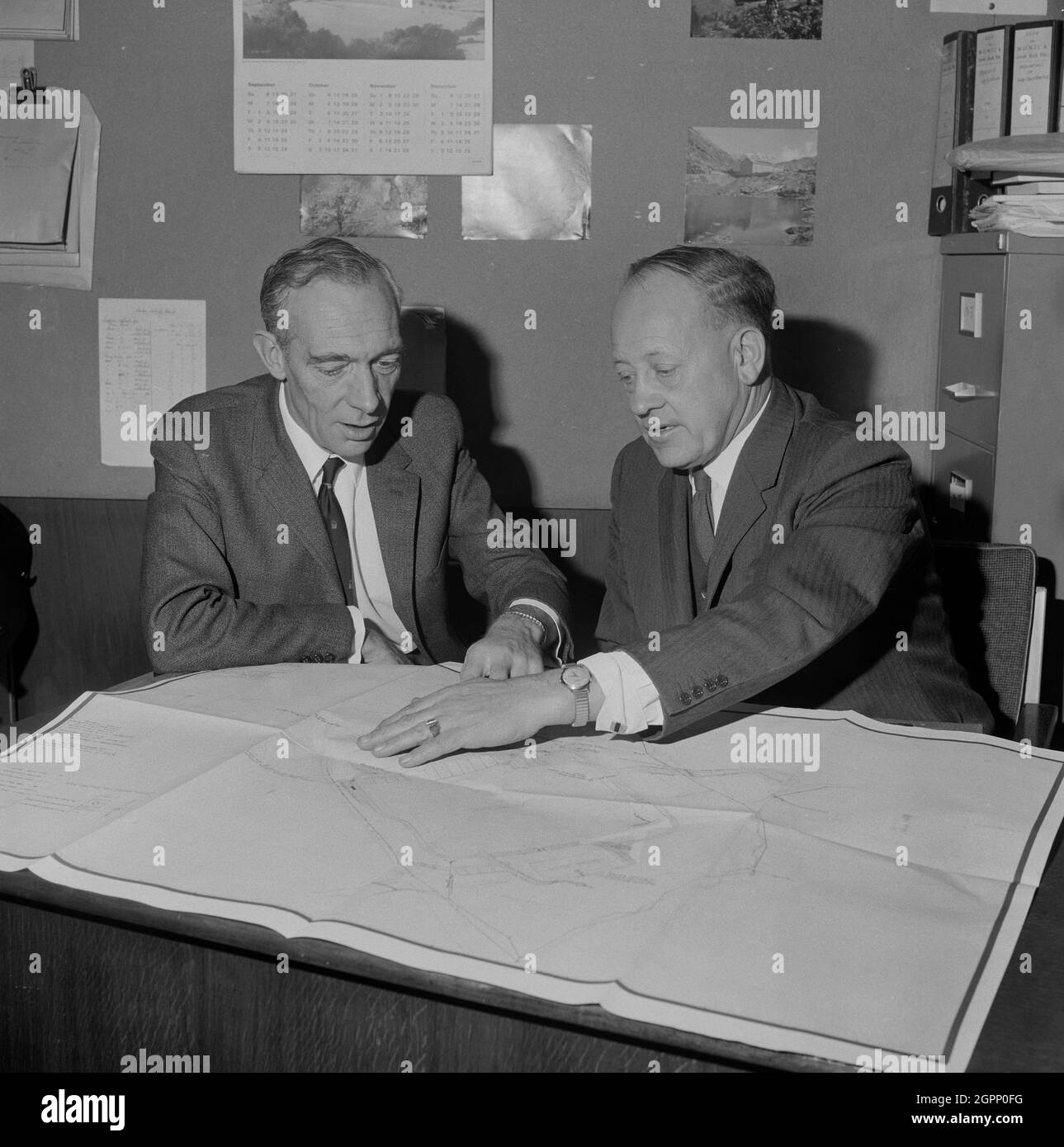 Mcalpine building site Black and White Stock Photos & Images - Alamy