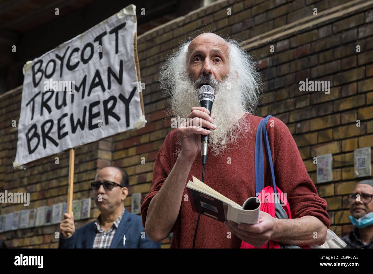 Anti gentrification sign hi-res stock photography and images - Alamy