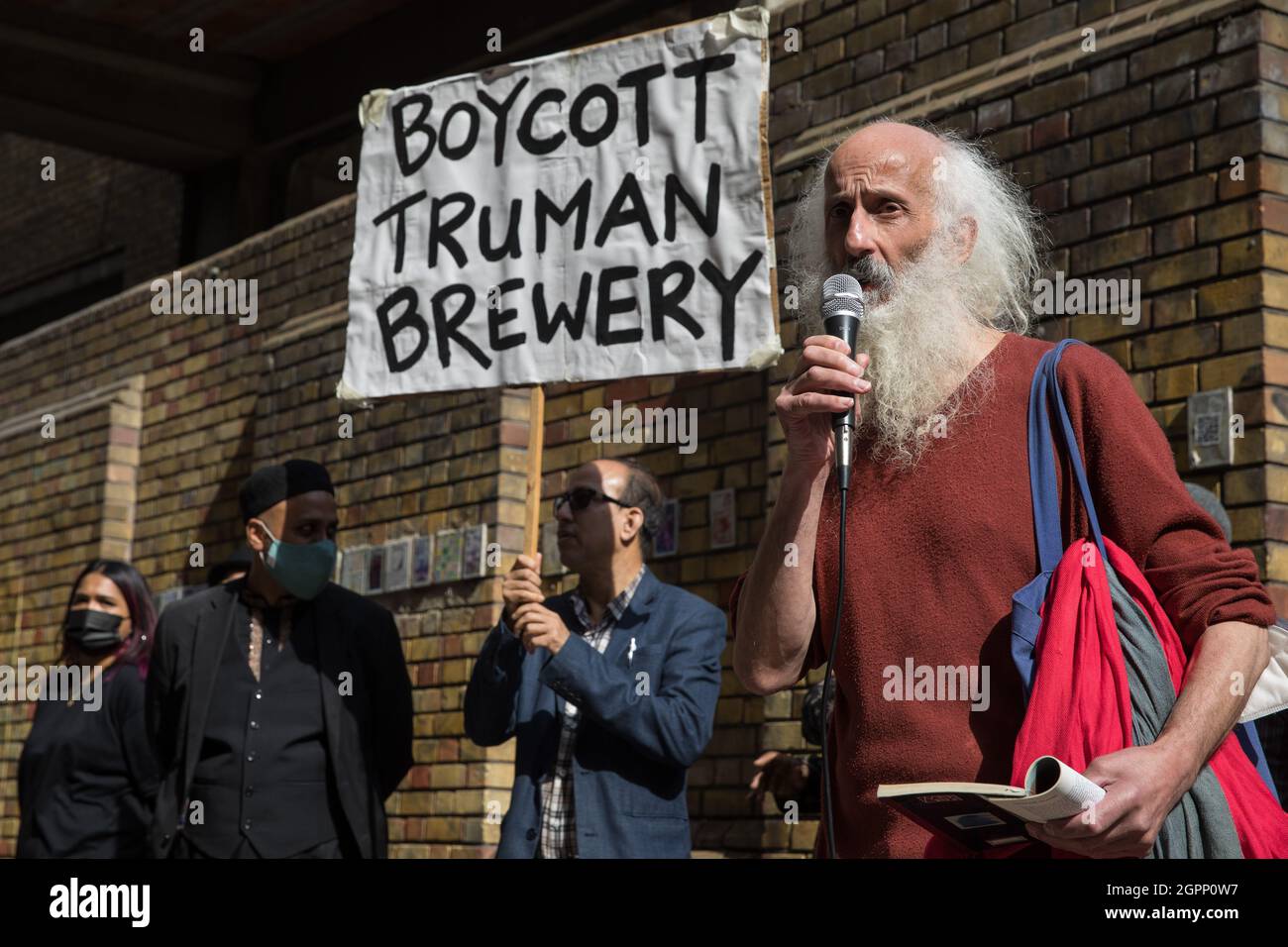Anti gentrification sign hi-res stock photography and images - Alamy