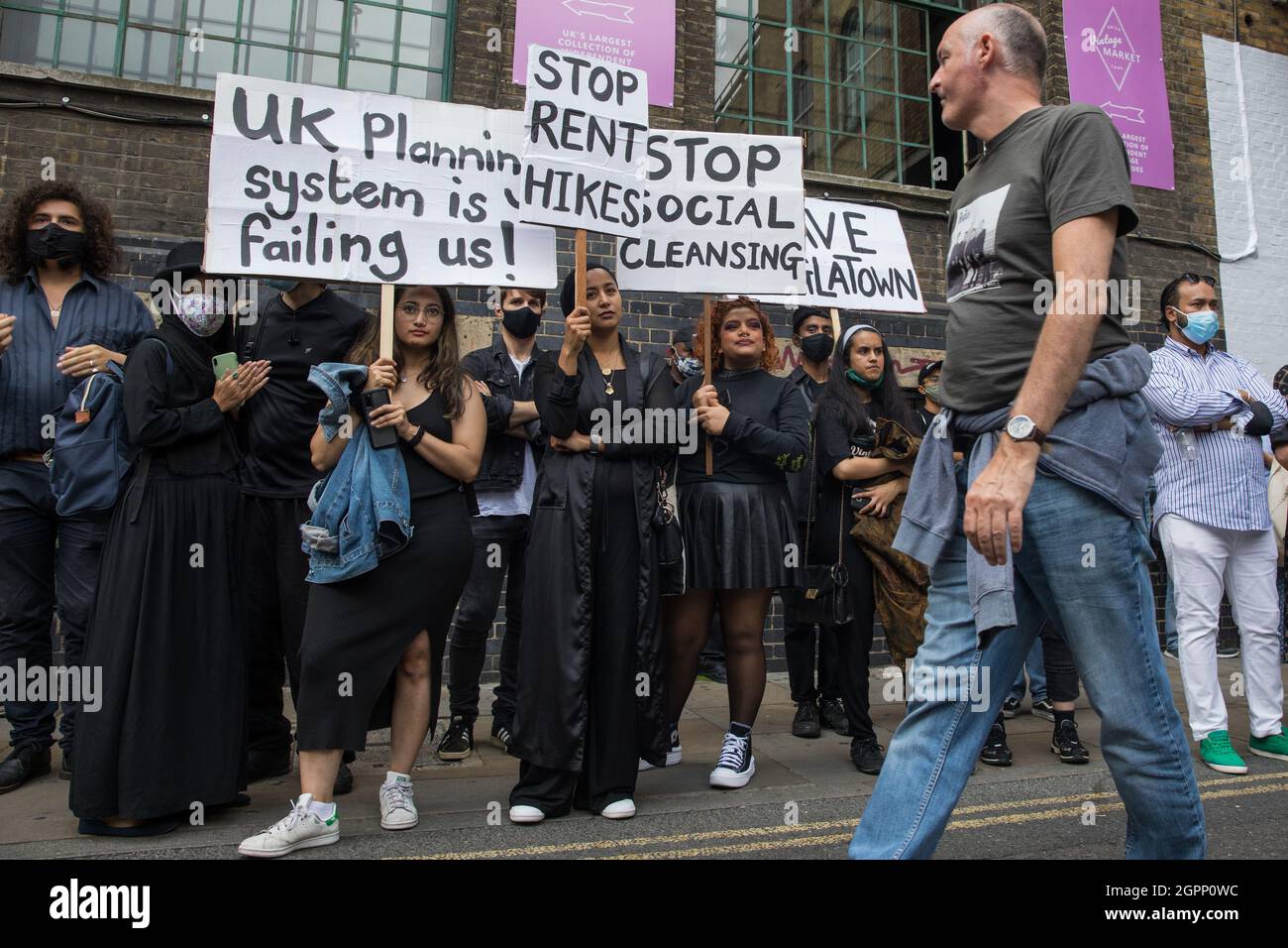 Gentrification of brick lane hi-res stock photography and images - Alamy