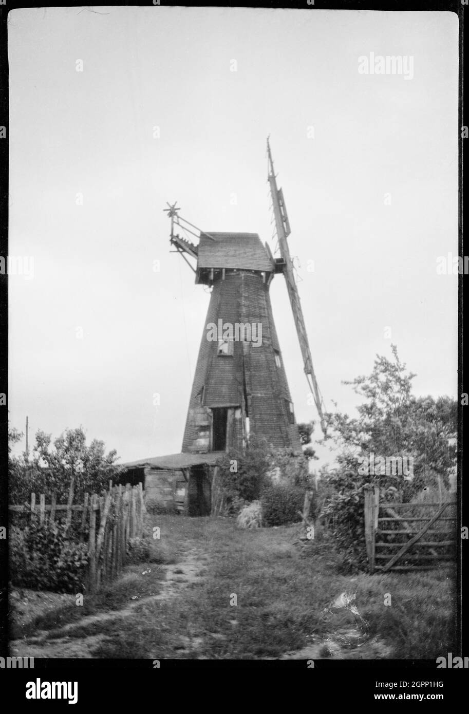 Cloke's Mill, Waltham, Canterbury, Kent, 1929. A derelict smock mill ...