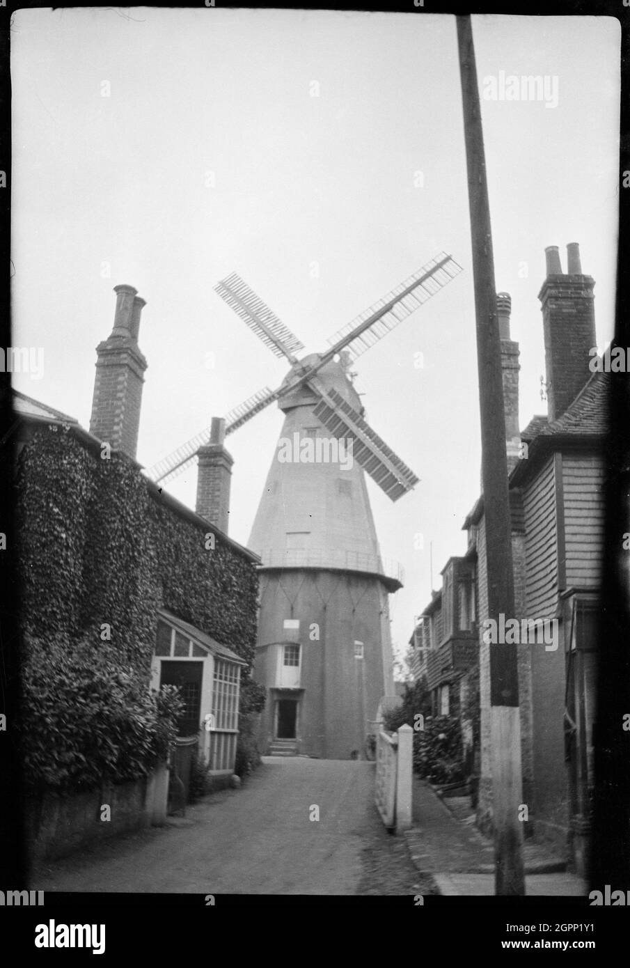 Union Mill, The Hill, Cranbook, Tunbridge Wells, Kent, 1932. A view of ...