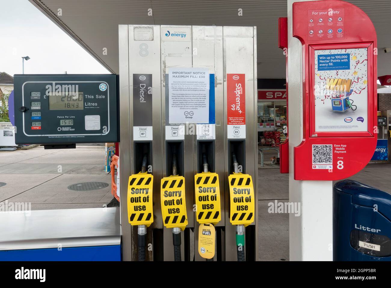 Petrol diesel pumps uk hi-res stock photography and images - Alamy