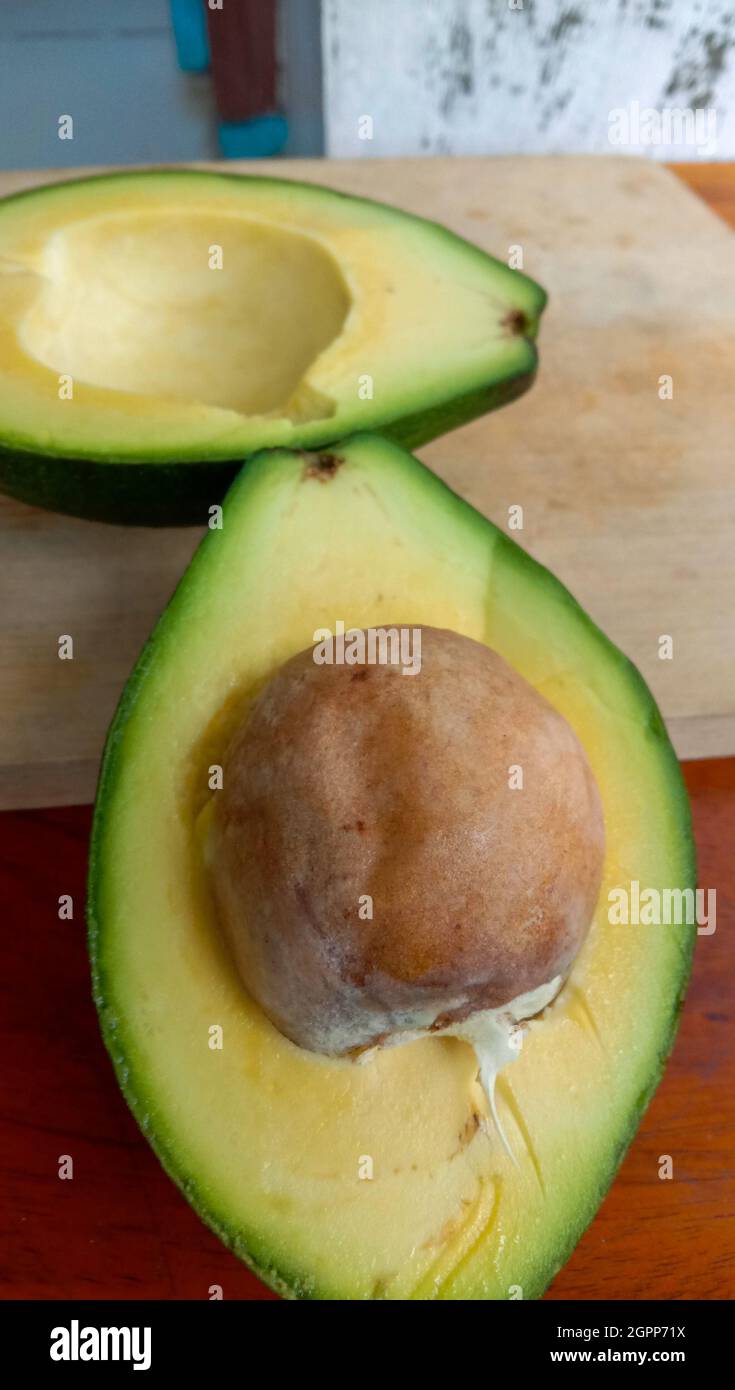 Photo of an avocado from a close vertical angle Stock Photo - Alamy