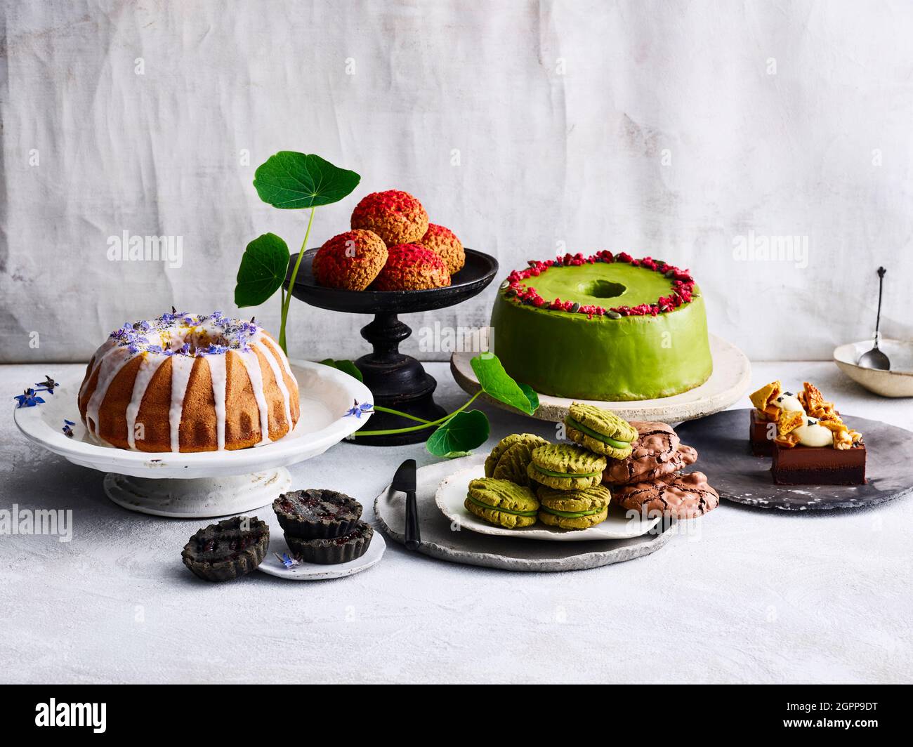 Variety of Thai cakes and cookies Stock Photo - Alamy