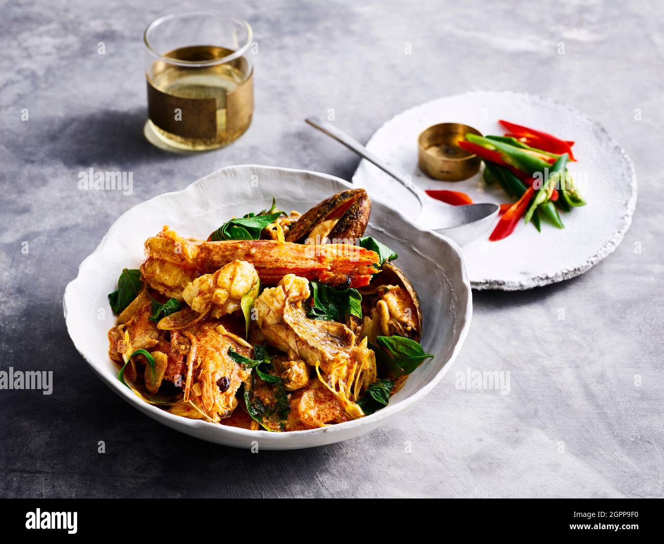 Padt Prik Ta Lay - spicy seafood meal Stock Photo - Alamy